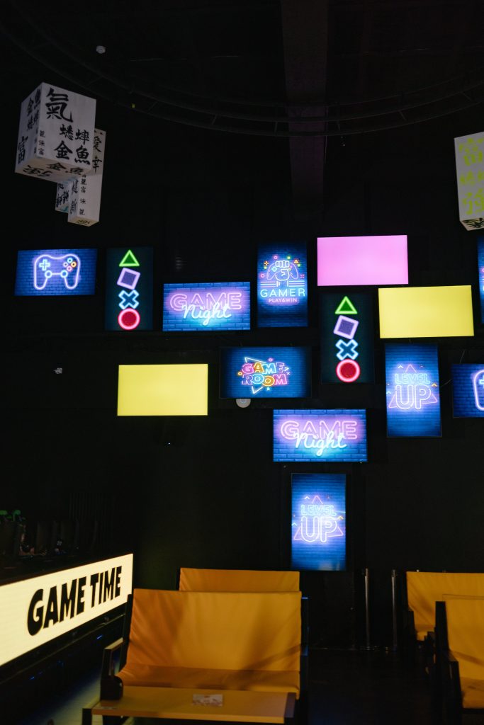 Analyzing the Role of Emotional Design in Game Interfaces - Kaixin